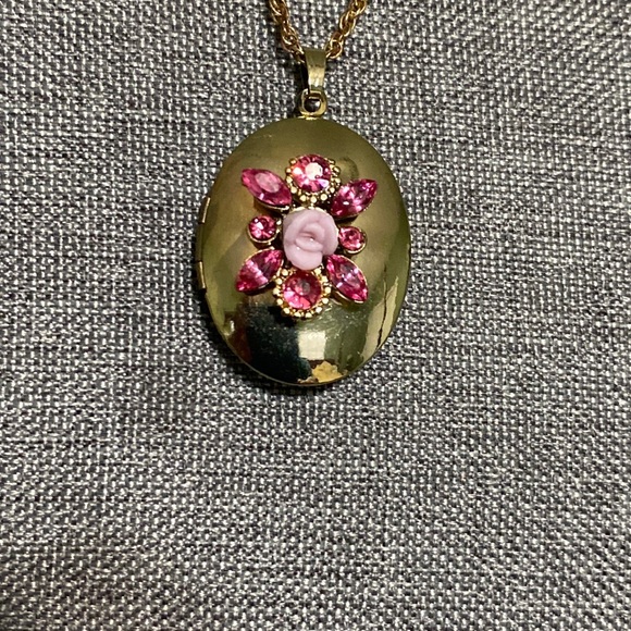 Vintage | Jewelry | Vintage Ceramic Rose Rhinestone Locket With Chain ...